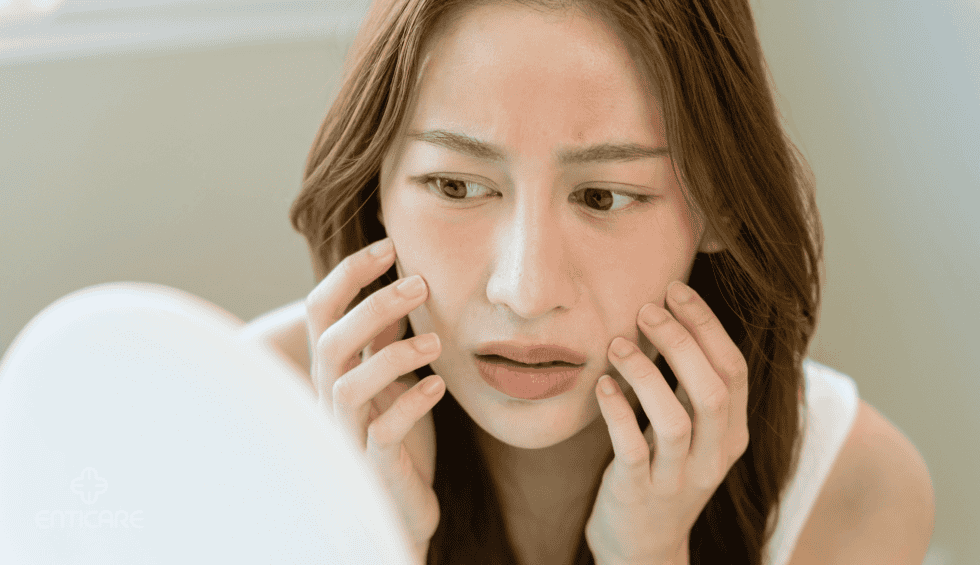 How To Treat Seasonal Allergy Face Symptoms on Eyes & Skin
